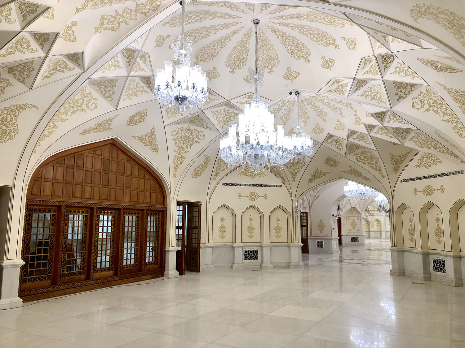 Iran Mall-Design and Construction - مهندسین مشاور عمارت خورشید